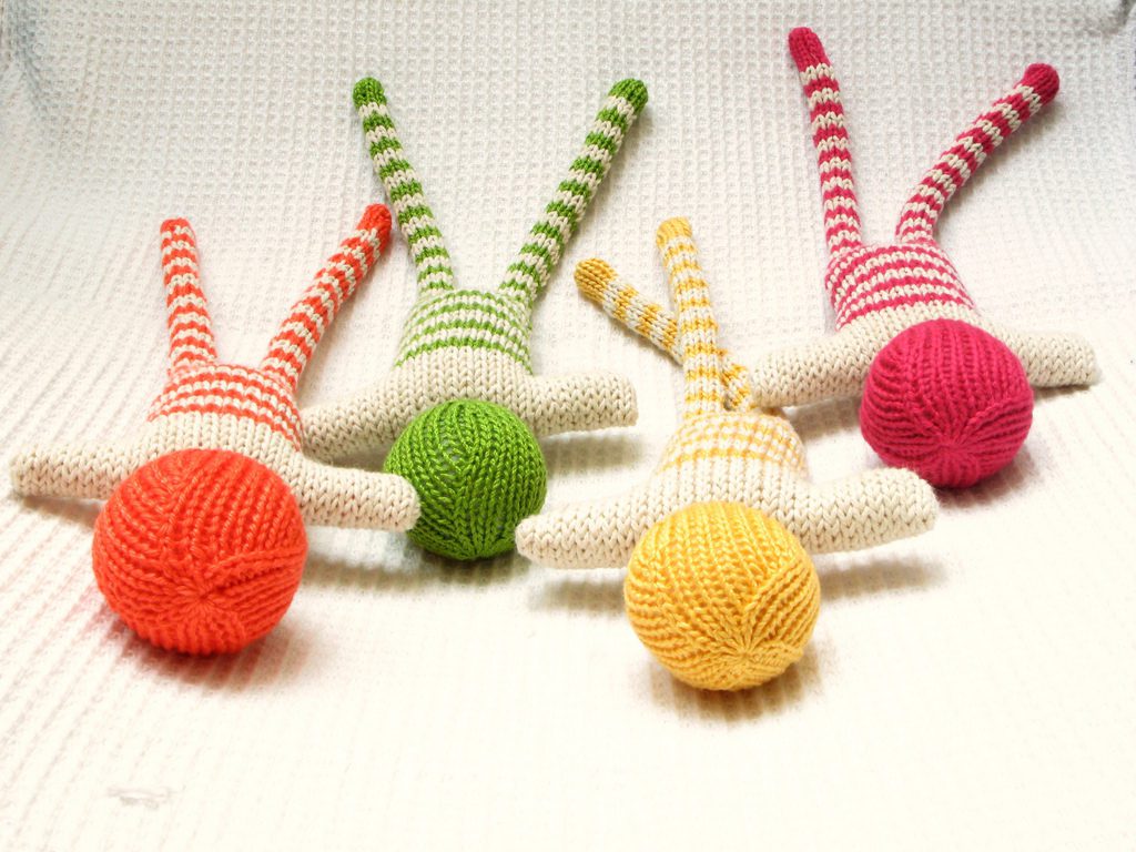 Knitted Dolls In Vibrant Spring Colors! - KnitHacker