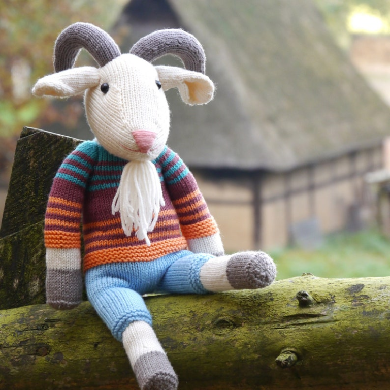 Great Goats of Fiber! Three Sweet Goat Patterns For Knitters | KnitHacker